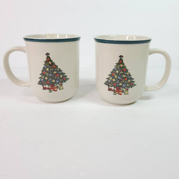 Ciera | Dining | Set Of 2 Ciera Dinner Style Christmas Tree Holiday ...